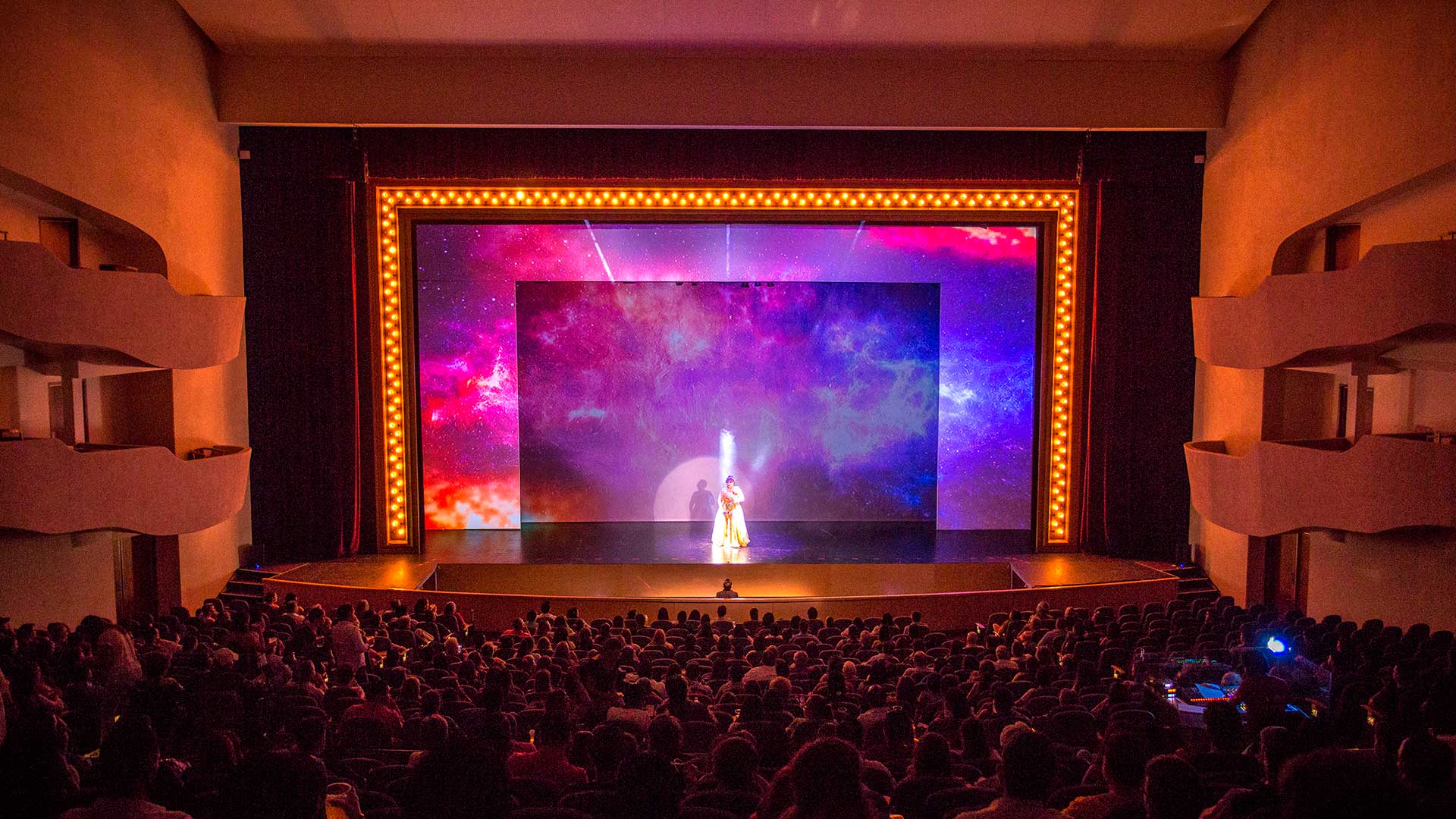 Vlive Media | ¡Que Plantón!